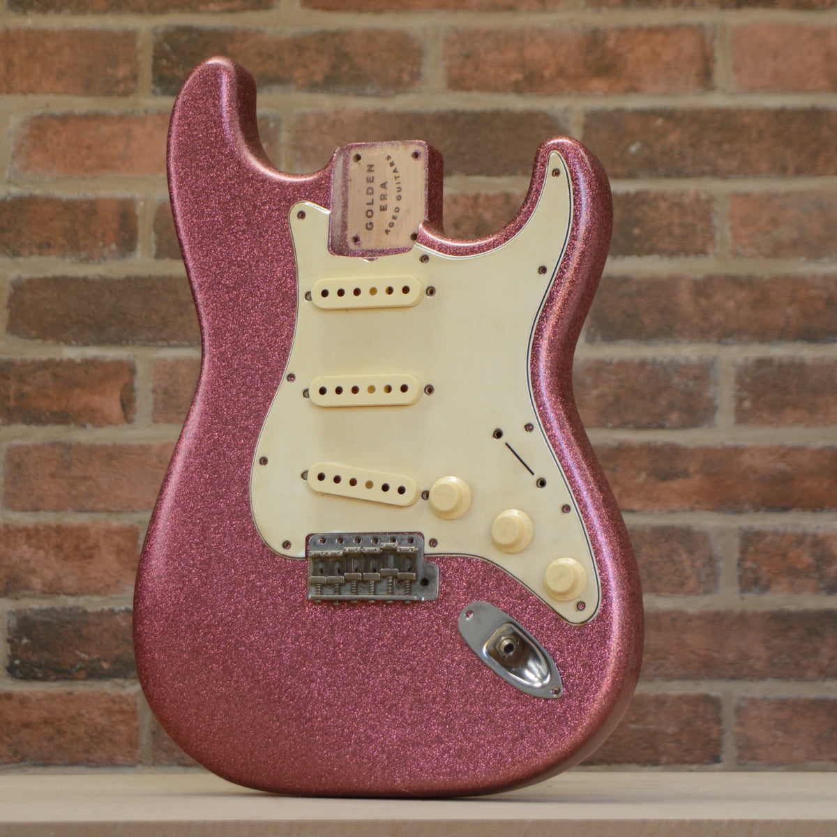 Candy Floss Pink Metal Flake SC Body GE0470 – Golden Era Aged Guitars