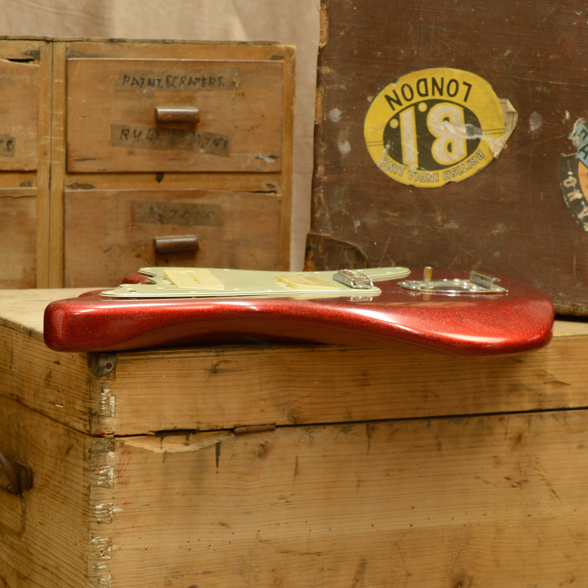 Candy Red Flake JM GE0611 – Golden Era Aged Guitars